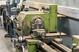 What Is A Mechanical Workshop? Machines, Tools and FAQs - Engineer Fix