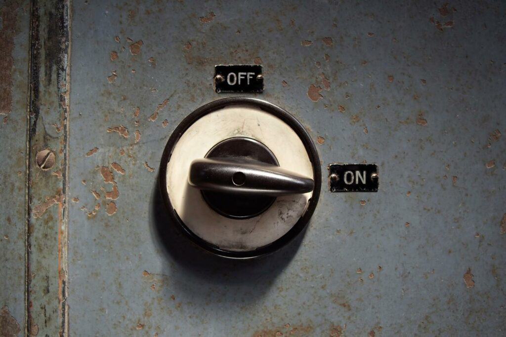 Why Do Isolator Switches Fail? (And How To Avoid Them) - Engineer Fix